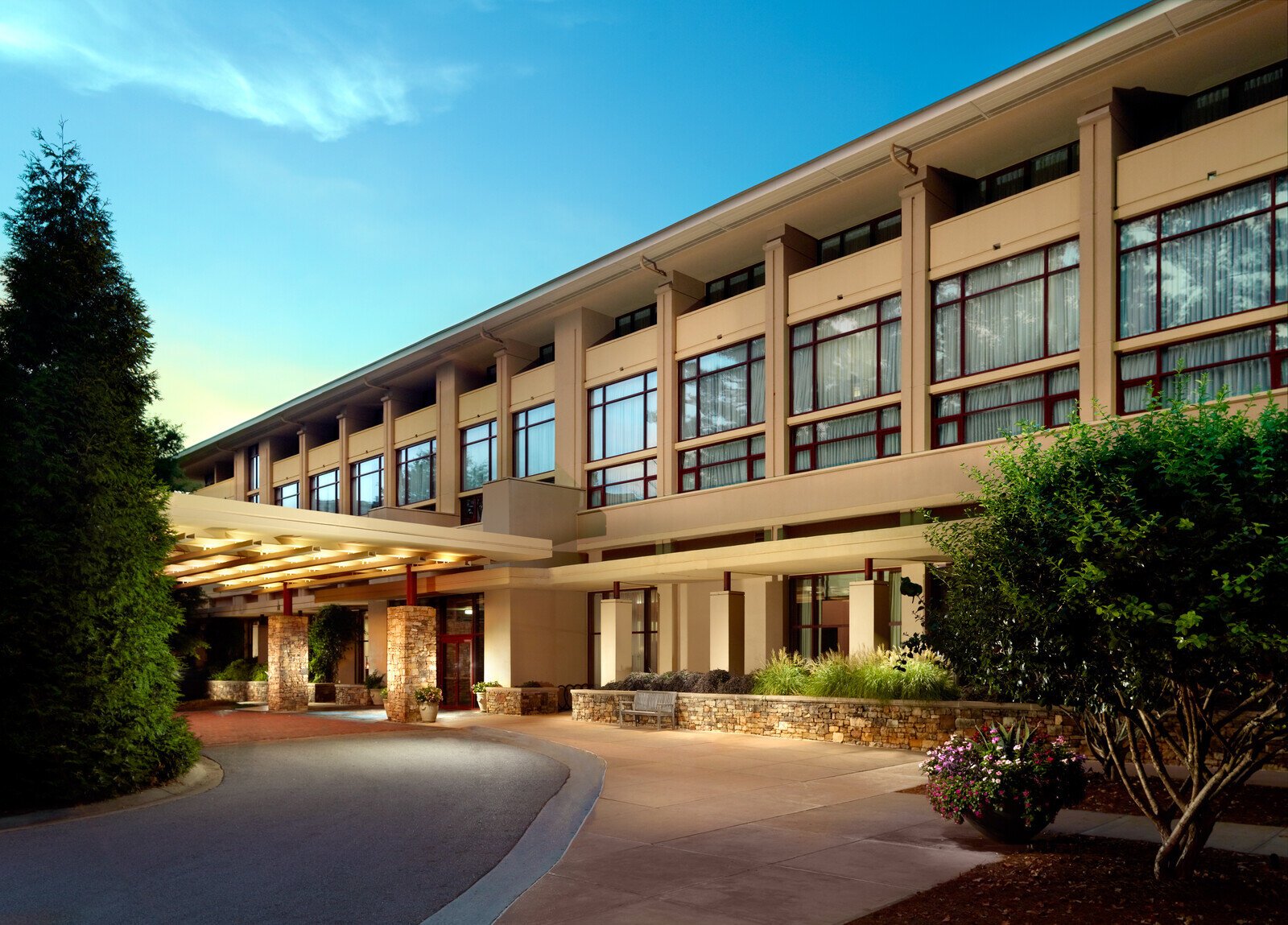 Emory Conference Center Hotel, a Boutique Luxury Hotel